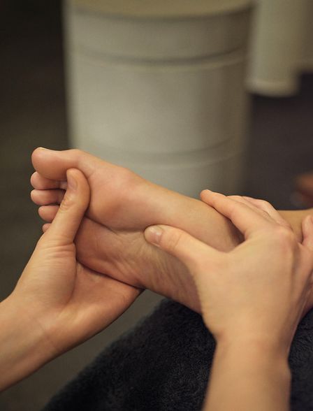 Gut Health: The Power of Reflexology for the stomach